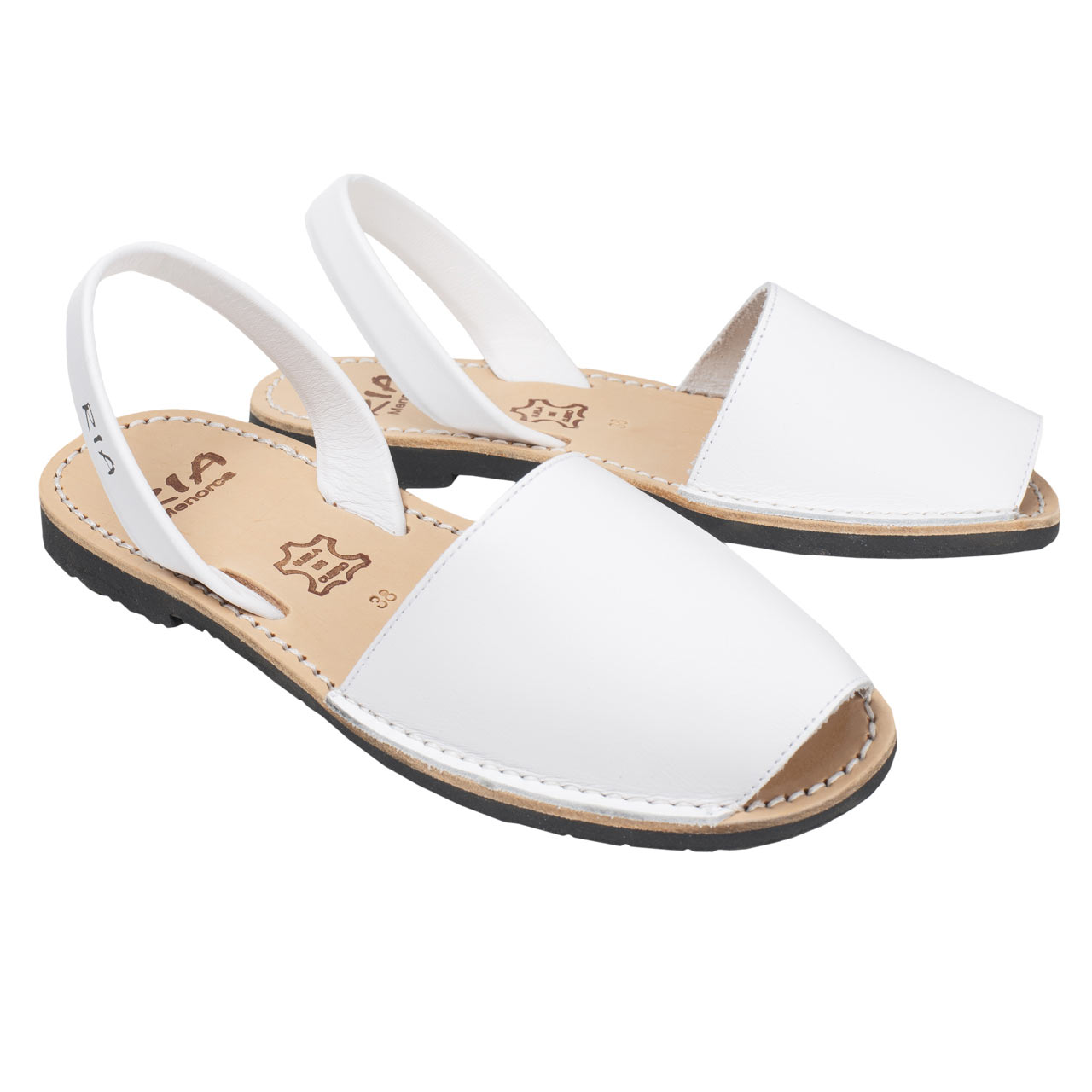 Weiße Avarcas Sandalen aus Spanien. | Avarcaria